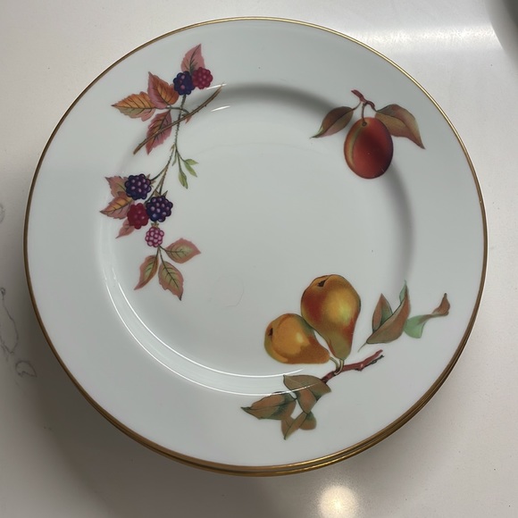 Royal Worcester | Dining | New Royal Worcester Evesham Plates Luncheon ...
